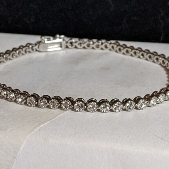 DIAMONDSPLENDOR | Jewelry | Diamond Splendor Ster Silver Crystal ...